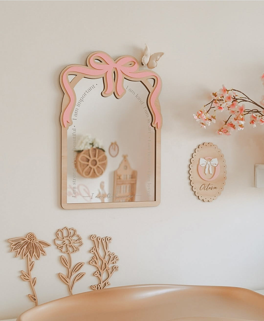 Personalised Daily Affirmation Mirror - Wide Bow – Love, Abby