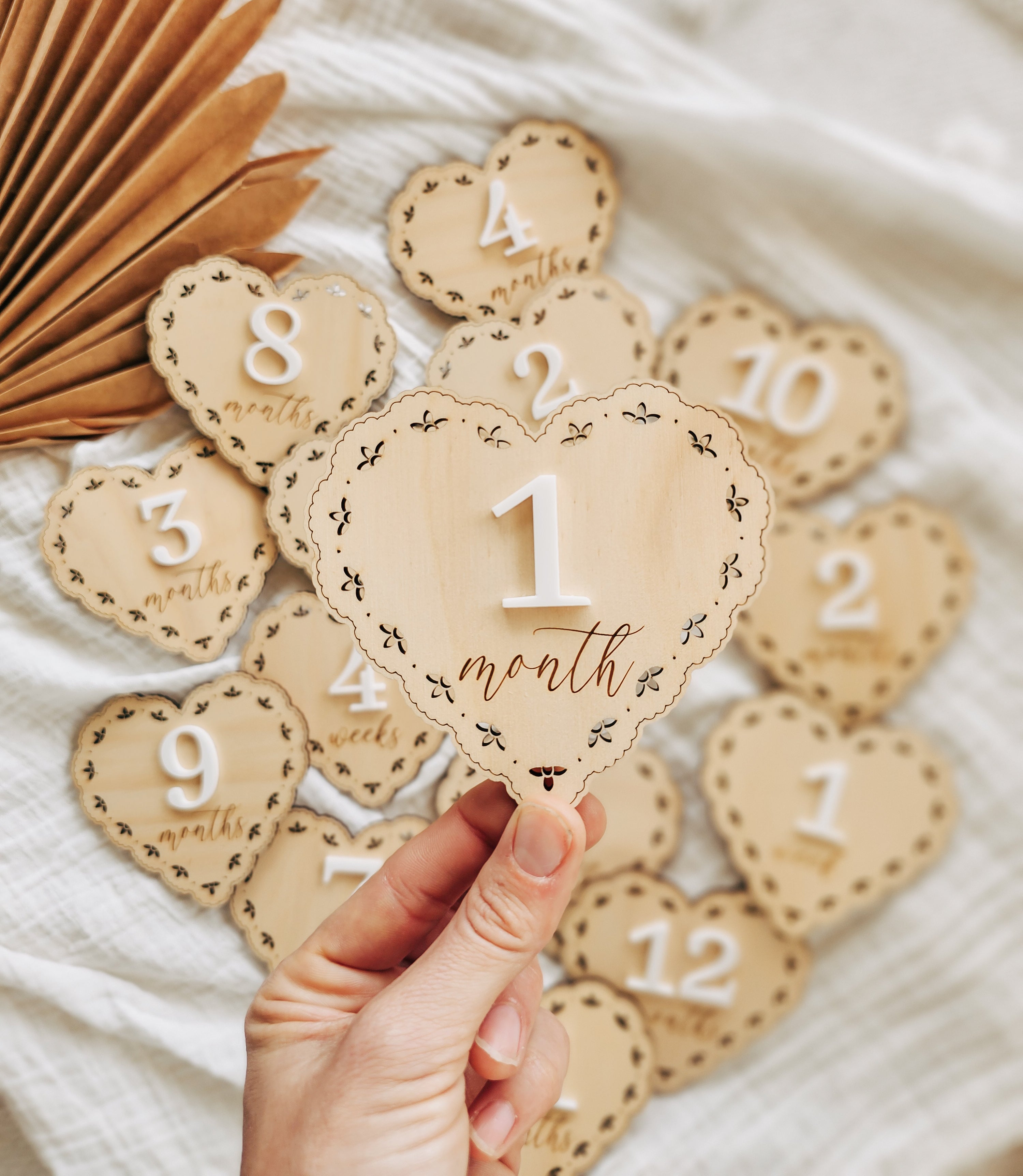 Vintage heart monthly milestone set – Love, Abby